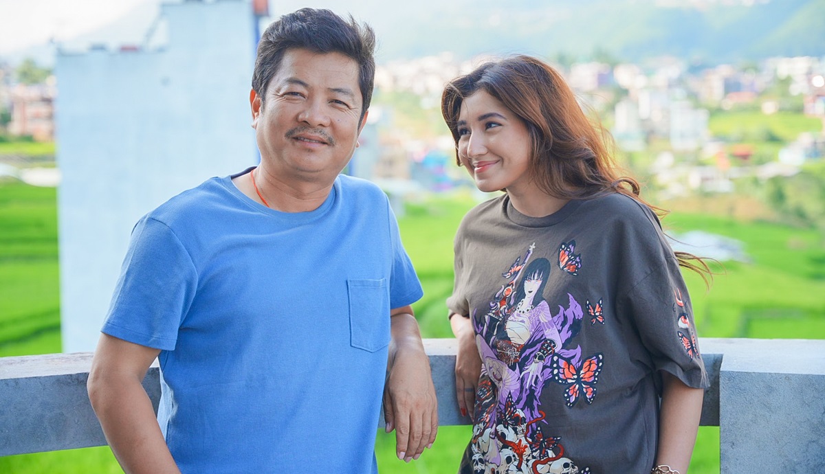 दयाहाङ र आँचलले सुरू गरे ‘दुखी आत्मा’ को छायांकन - Dkura.com