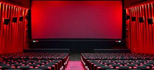 साना बालबच्चाले क्यूएफएक्सका हलमा प्रवेश नपाउने - Dkura.com